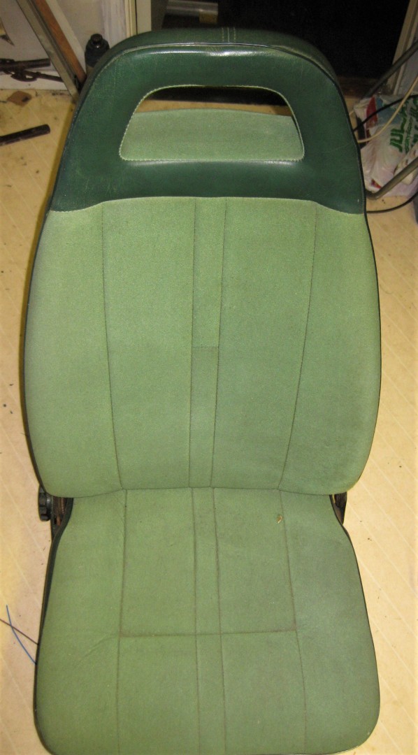 Saab 99 stolar till fyradörrars bil. - Saabklubben