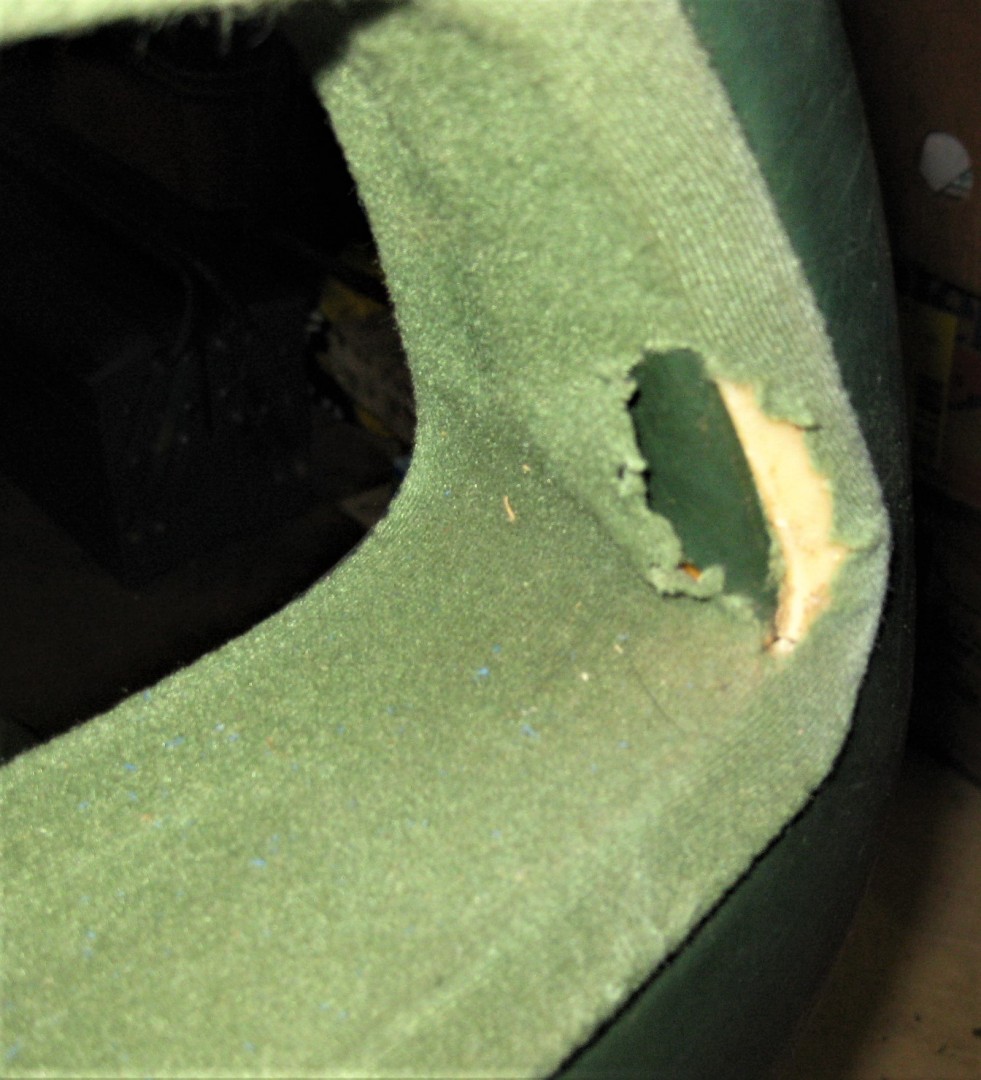 Saab 99 stolar till fyradörrars bil. - Saabklubben