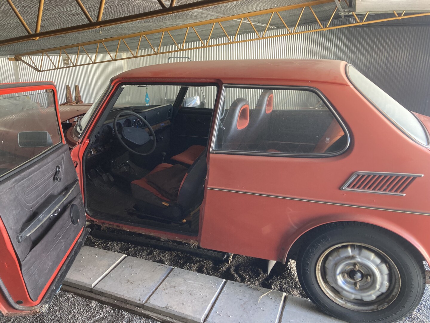 SAAB 99 -77 på tradera - Saabklubben